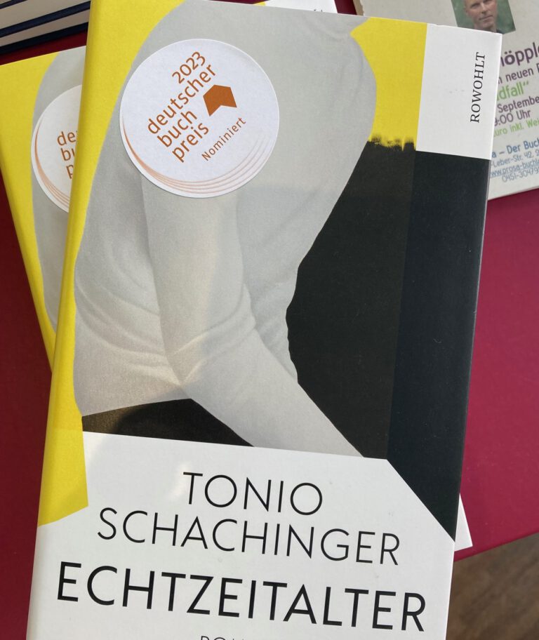 Nominiert für den Deutschen Buchpreis 2023: „Echtzeitalter“ von Tonio Schachinger – Prosa – Der ...